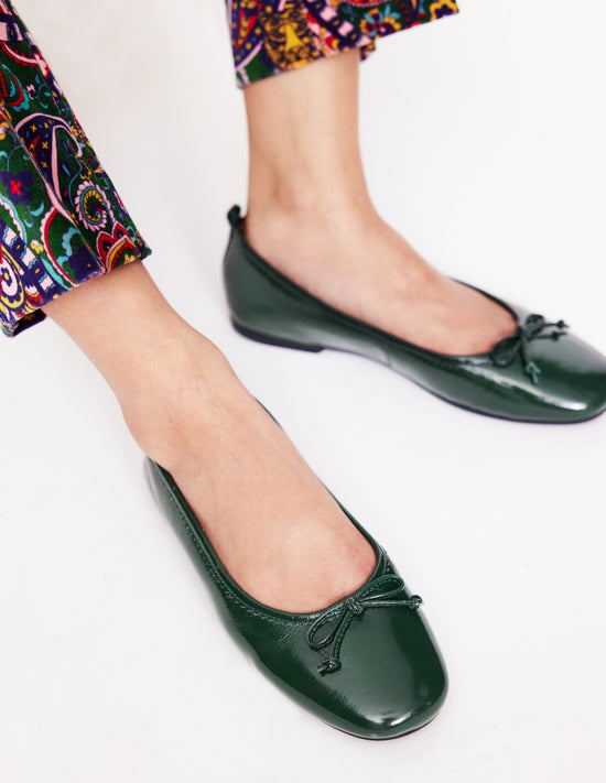Kitty Flexi Sole Ballet Pumps-Ponderosa Pine Patent | Boden UK